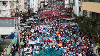 BBM Naik 2 Kali Lipat, Ribuan Warga Negara Ini Turun ke Jalan