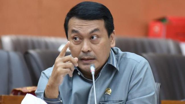 DPR Minta Tersangka Kasus Minyak Goreng Diselidiki Tuntas
