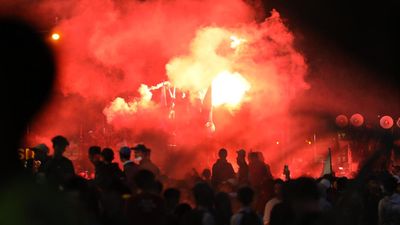 Bertahan hingga Malam, Potret Baru Demo Mahasiswa Tolak BBM - Foto 3