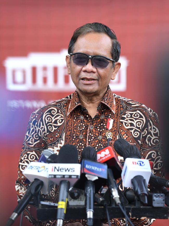 Mahfud Buka Suara Soal Kasus Rubicon & Hidup Mewah PNS Pajak Mahfud Buka Suara Soal Kasus Rubicon & Hidup Mewah PNS Pajak