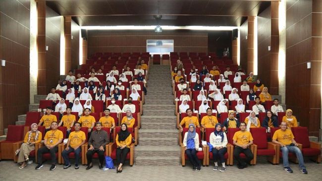 BPJS Kesehatan Bekali Generasi Muda Lewat Sektor Kesehatan BPJS Kesehatan Bekali Generasi Muda Lewat Sektor Kesehatan