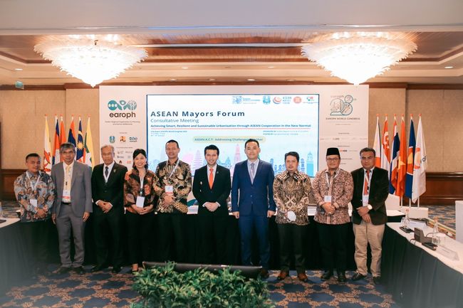 Emil Dardak Pimpin Diskusi Pemukiman Di Asean Mayor Forum