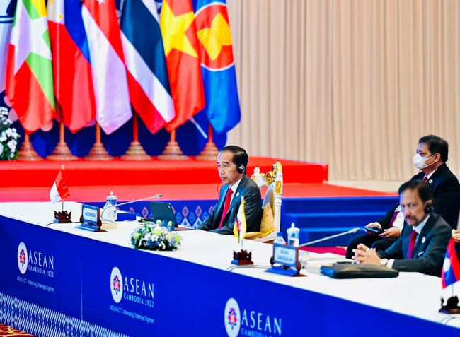 RI Ketua, ASEAN Melaju di Tengah Badai Ekonomi Dunia