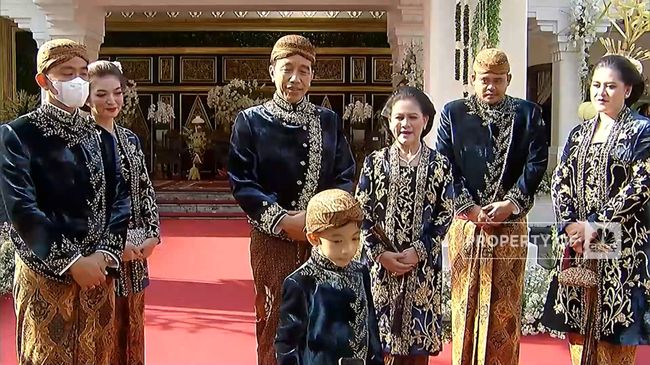 Video: Iringan Keluarga Jokowi, Jan Ethes Curi Perhatian Video: Iringan Keluarga Jokowi, Jan Ethes Curi Perhatian