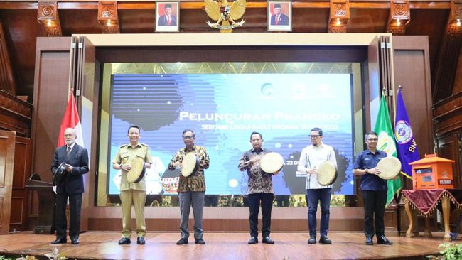 BNPP Resmi Luncurkan 3 Prangko Seri PLBN di Aceh