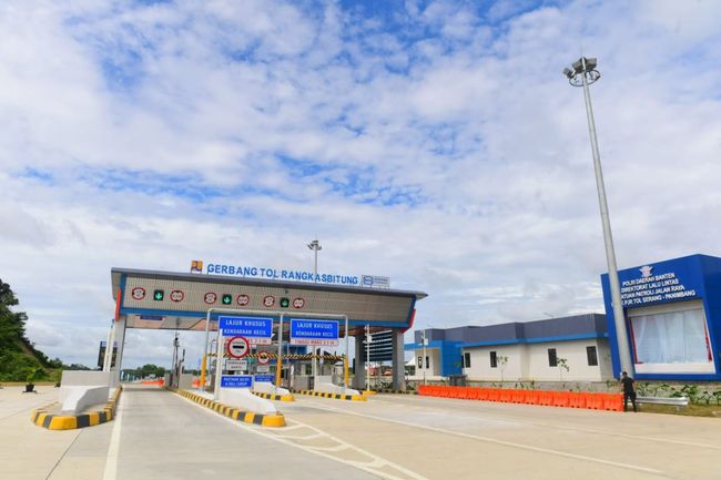 Jalan Tol Serang Panimbang Mudahkan Akses Liburan ke Banten