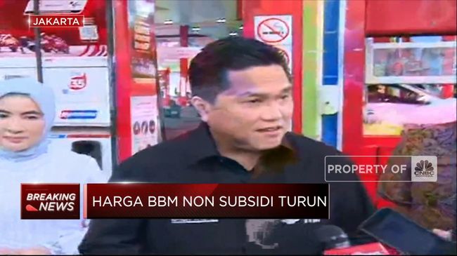 Video: Pertamina Resmi Turunkan Harga BBM Pertamax Cs Video: Pertamina Resmi Turunkan Harga BBM Pertamax Cs
