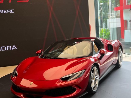 Mobil Ferari Terbaru