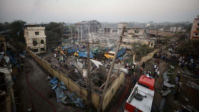 5 Orang Meninggal Akibat Ledakan Pabrik Oksigen di Bangladesh