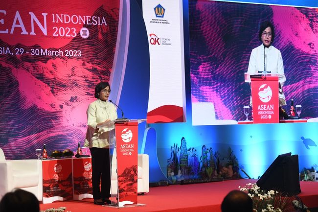 Sri Mulyani: ASEAN Harus Waspada & Siap Hadapi Turbulensi!