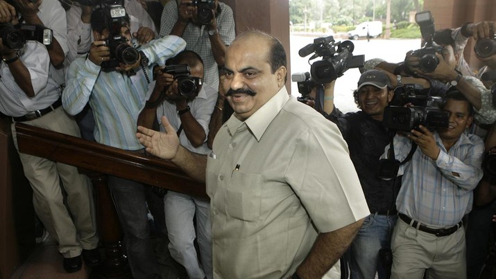 Gila! Mantan Politisi India Ditembak Mati Saat Live di TV