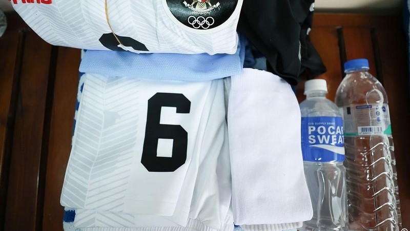 Intip Ruang Ganti Timnas Indonesia U-22, Pakai Kursi Plastik - Foto 4 Intip Ruang Ganti Timnas Indonesia U-22, Pakai Kursi Plastik - Foto 4