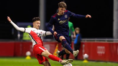 Sosok Ivar Jenner, Pemain Naturalisasi Indonesia dari Belanda - Foto 3