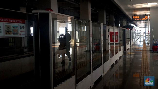 Kereta LRT di Jakarta Sepi, Begini Penampakannya