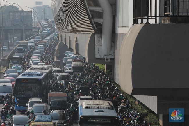Usia Jakarta Nyaris 5 Abad: Polusi & Kemacetan Parah Jadi PR