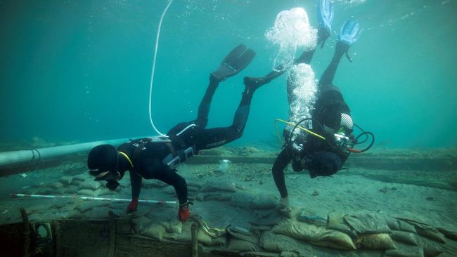 Intip Penyelamatan Bangkai Kapal Fenisia Berusia 2.500 Tahun - Foto 2