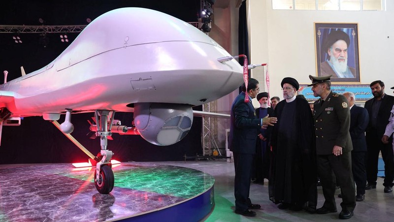 Diklaim Mampu Tembus Israel Ini Wujud Drone Canggih Iran Foto 4