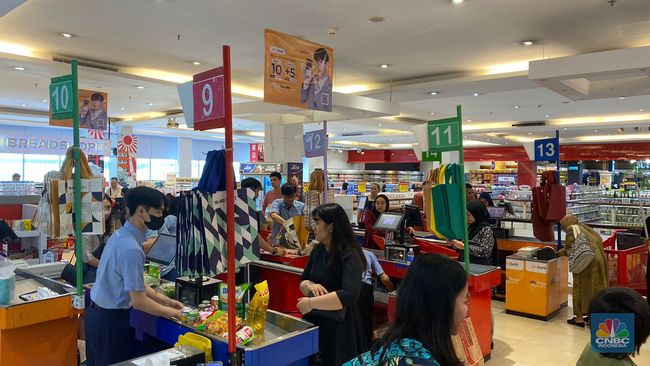 Beli Meja Makan Makin Hemat Ya Cuma di Transmart