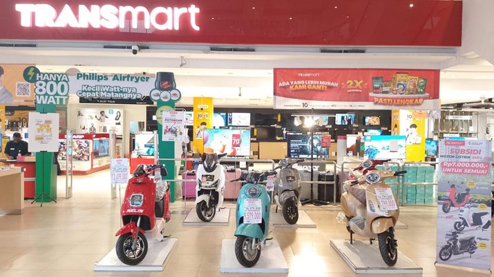 Besok Transmart Full Day Sale Kembali Hadir, Saatnya Belanja!