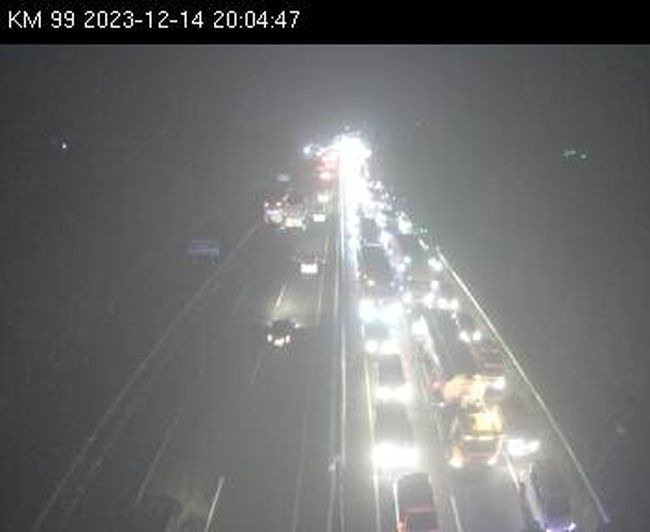 Begini Parahnya Macet Total di Tol Arah Bandung, Sudah 4 Jam! Begini Parahnya Macet Total di Tol Arah Bandung, Sudah 4 Jam!