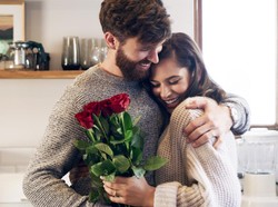 60 Pertanyaan Lucu Menjebak-Deep Talk untuk Pacar agar Makin Langgeng