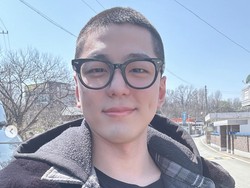 15 Rekomendasi Gaya Rambut Pendek Pria Indonesia yang Populer