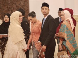 Gaya Anggun Nagita Dampingi Raffi Ahmad Dilantik Jadi Utusan Khusus Presiden