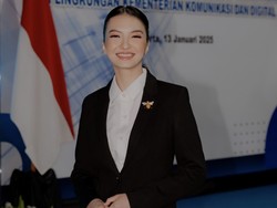 8 Foto Raline Shah Kembali Gelar Pesta Ultah, Makin Cantik di Usia 40 Tahun