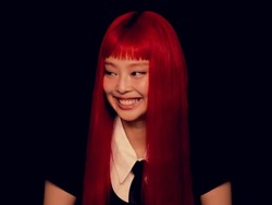 Gaya Jennie BLACKPINK Manggung Tuai Perdebatan, Dianggap Terlalu Seksi