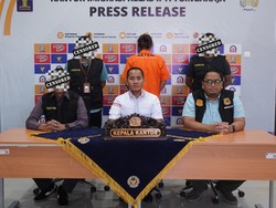 Cerita Bule Barbie dari Jerman yang Viral Fasih Bahasa Sunda dan Suka Seblak