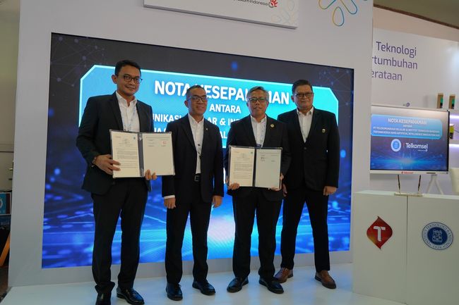 Telkomsel Gandeng ITB Hadirkan AI Innovation Hub