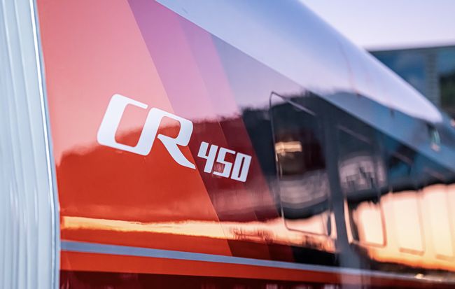 Lebih Cepat dan Canggih dari Whoosh, Ini Dia CR450 'Raja' Kereta Cepat