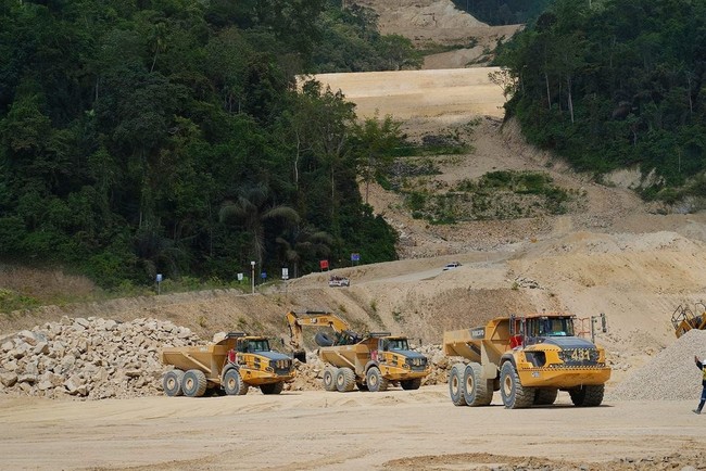Tiga Direktur Merdeka Copper (MDKA) Kompak Mundur