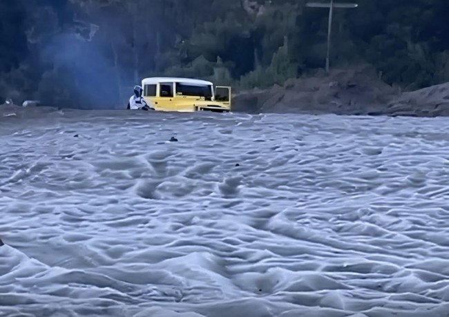 Gunung Bromo Diselimuti 'Salju', Suhu Ekstrem Tembus 2 Derajat Celcius